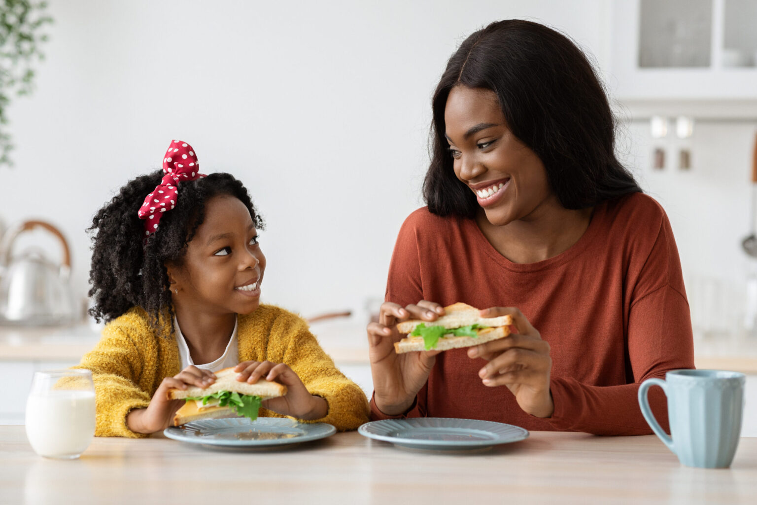 How To Improve Food Behaviors In Autistic Children: 8 Proven Strategies